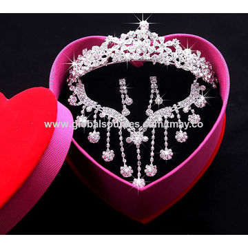 Buy Wholesale China 2015 New Bridal Tiaras Gift Box Set, Available In ...