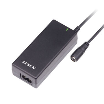 China High-efficiency 70W Laptop Universal AC Adapters, Compact Size ...