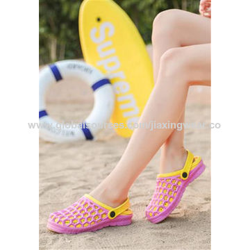 China EVA Men's Holey Clogs, Available in Various Sizes and Colors on ...