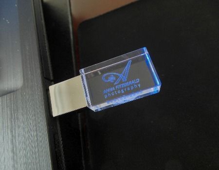 China Promotional LED indicator crystal USB flash drives 4GB 8GB 16GGb 32GB 64GB 128GB on Global ...