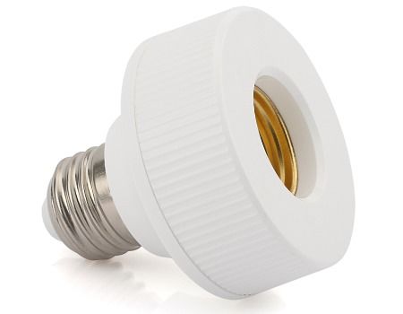 China Wifi smart light bulb socket control power on or off Works with ...