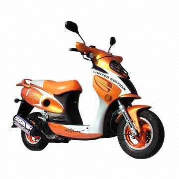 Mobility Scooter with 75kph Maximum Speed and 125L Cylinder Capacity ...