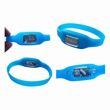 Buy Wholesale China Newest Design Sports Silicone Pedometer With Watch ...