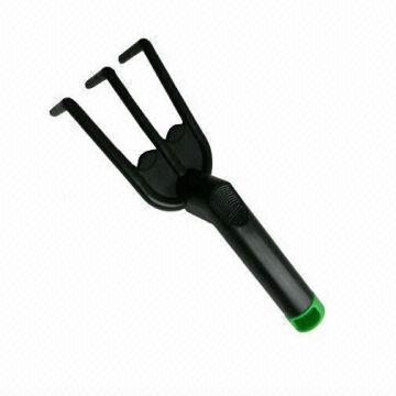 Buy Wholesale China 3 Teeth Plastic Garden Leaf Rake & 3 Teeth Plastic ...