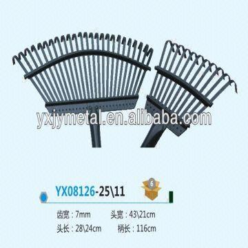 Buy Wholesale China High Carbon Steel/metal Garden Rake,steel Leaf Rake ...