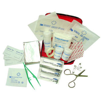 Camper First-aid-kit, Includes 1 Roll PBT Bandage and 1 Pair of PVC ...