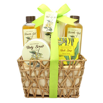 Buy Wholesale China Herbal Bath Gift Set With Body Lotion, Shower Gel ...