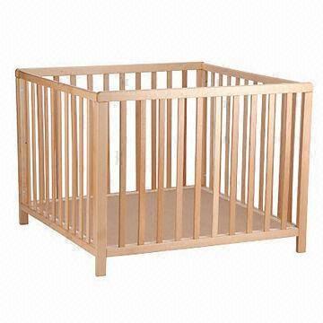 Toddler's Wooden Playpen With 50 To 90mm Bar Gaps, Measures 1,082 X ...