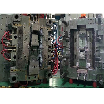 High Precision Auto Connector Plastic Parts Mold,injection Molding ...