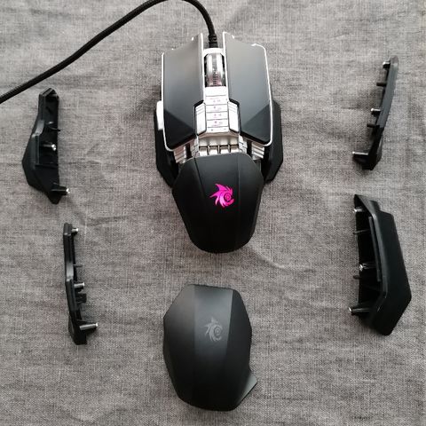 Buy Wholesale China 6400dpi, 7 Buttons Rgb Gaming Mouse With 3 Pair Of Removable Side Shells ...