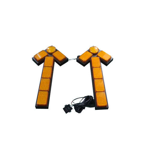 China Truck Traffic Road Led FlashingArrow Guiding Light arrow light on ...