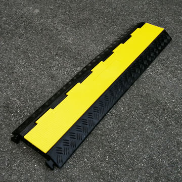 China Heavy Duty 2 Channel Rubber Cable Protector Outdoor ,Cable Mat on ...