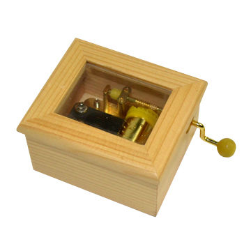 China Hand Crank Music Box, with Gold-plated Hand Crank Musical ...