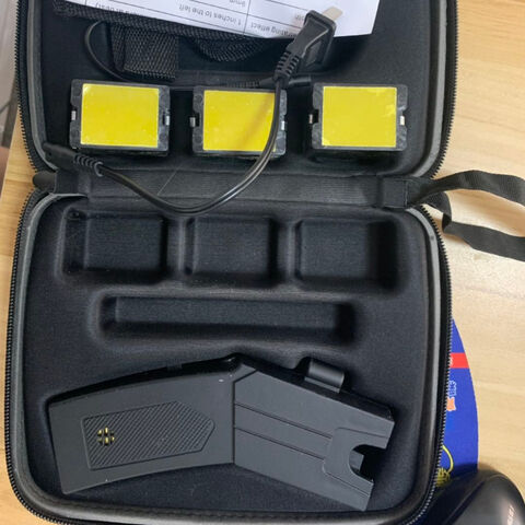 China Self Defense Rechargeable remote taser gun 002 on Global Sources ...