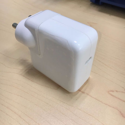 China Anthy power supply Portable Type C Charger 61W Universal Laptop ...