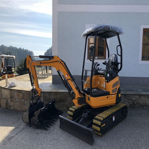 China Famous Brand Crawler Excavator 2 ton XN20 With Spare Parts for ...