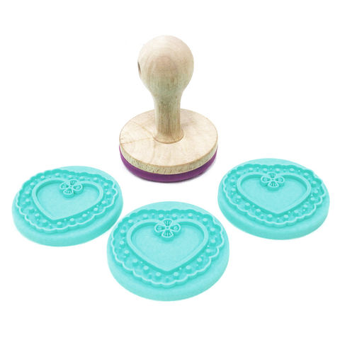 Silicone Cookie Stamp OEM/ODM 7.5cm Round Heart Design Baking Tools ...