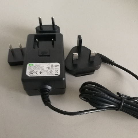 Buy Wholesale China 5v,4a Universal Power Adapter With Ul,fcc,ce,gs ...