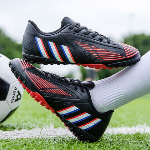 Buy Wholesale China Plus Leather Rubber Sole Football Boots Studded ...