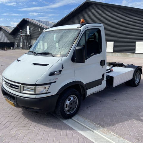 Buy Wholesale Canada Mini Artic Tractor Unit Iveco Daily 40c17 Be ...