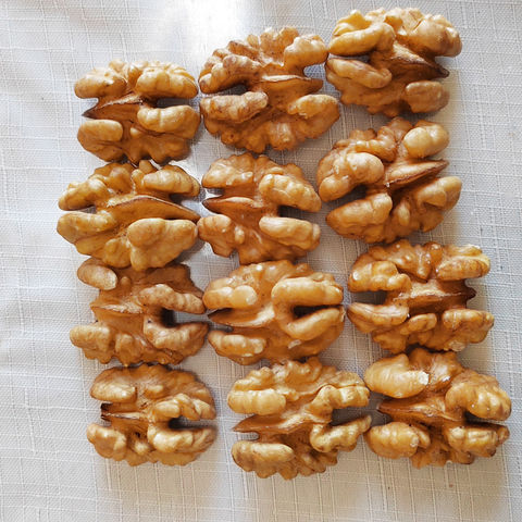 Buy Wholesale China Wholesale Quality 185 Walnut Kernels Factory Price ...