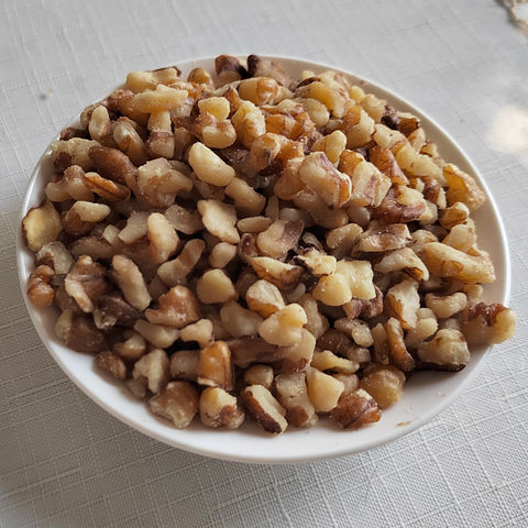 Buy Wholesale China Wholesale Raw Walnut Kernels In Quarters Light ...