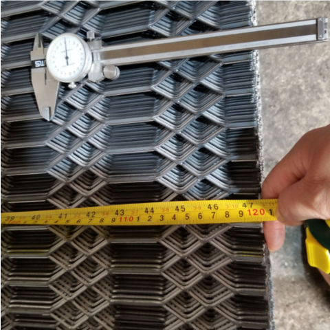 Buy Wholesale China Hot Dipped Galvanized Expanded Gothic Mesh ...