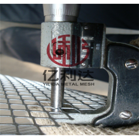 Buy Wholesale China Flattened Gi Expanded Metal For Filtration ...