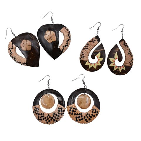 Coconut shell jewelry wholesale store