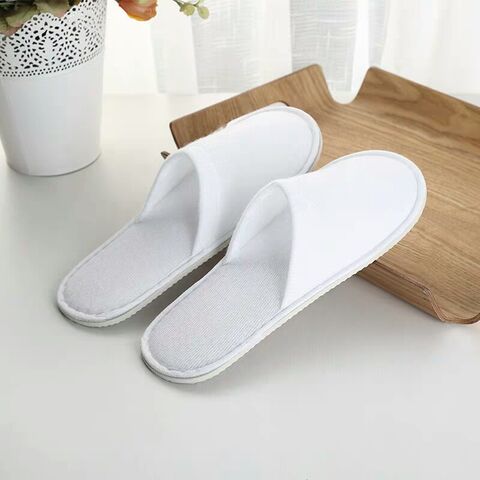 Buy Wholesale China Custom Hotel Slippers Hotel Slippers With Logo ...