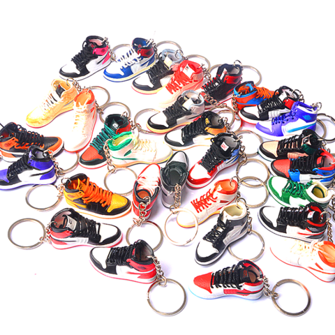 Factory Wholesale Mini 3d Sneaker Keychains Mini Shoe Keychain ...