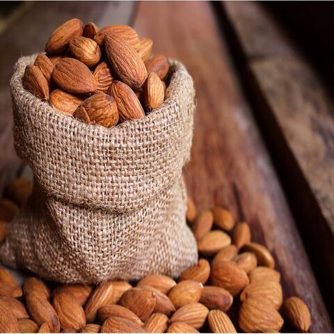 Raw Best Quality California Nonpareil Almonds Nuts / Raw Natural Almond ...