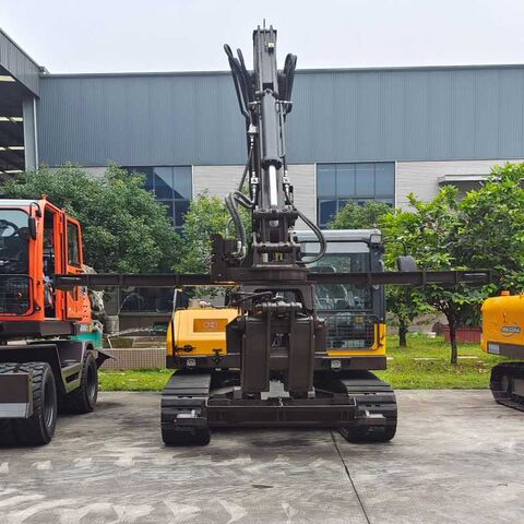 Strong Powerful Machine Railroad Tie Changer Excavator Sleeper Changer ...