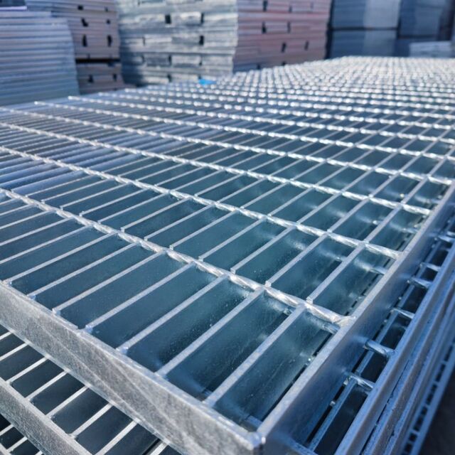 Hot Dip Galvanized Steel Grating Plate With Standard Sizes For ...