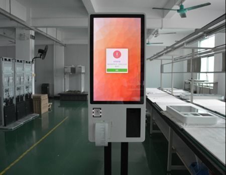 China Wall mount or floor stand 24inch self service queue kiosk with ...