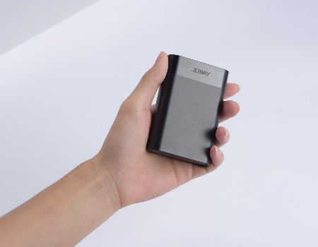 ChinaDual USB port output, which can charge two devices at the same ...