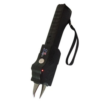 China 2020 Hot Anti Riot Safety Flashlight/Electric Shocker with Stun ...