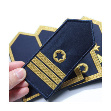 China Custom military ambulance epaulette rank insignia for uniform on ...