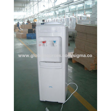 China Water Dispenser with 110V/60Hz or 220V/50Hz Voltage, 425W Heating ...