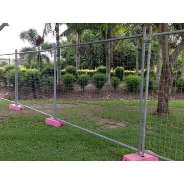 China Tree Protection Fencing Temporary fence trees along fence on ...