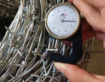 China Single strand stainless steel thorn wire, stainless steel barbed ...