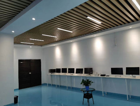 ChinaIntel i7 3210M Dual Core, 4GB Memory, 256GB SSD Inbuilt UPS All in ...