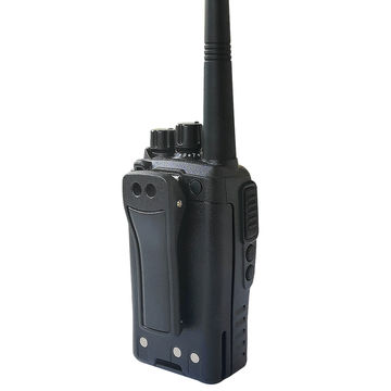 China 5W vhf uhf handheld transceiver encrypted two way radios walkie ...