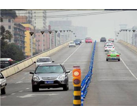 High quality yellow color road ramp led flashing warning post, ramp ...