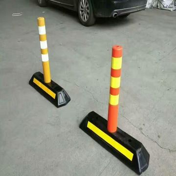 China High Reflective Flexible Road Separator delineator lane divider ...
