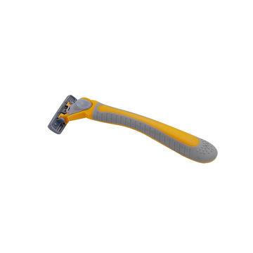 China Promotional rubber handle THREE blade disposable razor with ...