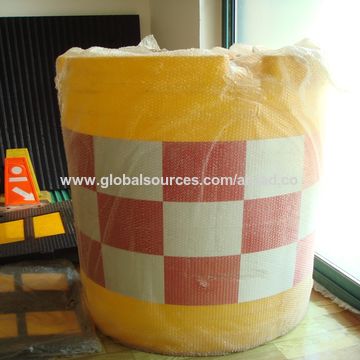 China Plastic Anti-bump barrier yellow plastic barriers on Global ...