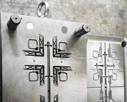 Injection molds,Materials of mold: 45# steel/P20/718/NAK80;Not easily ...