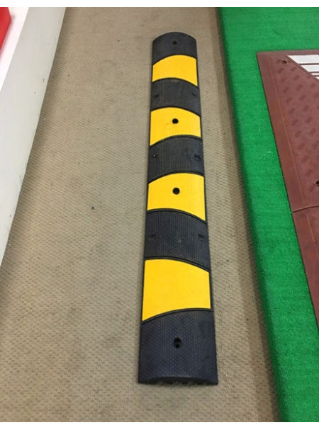 China Manufacturer direct sale rubber speed reducer speed breaker ...