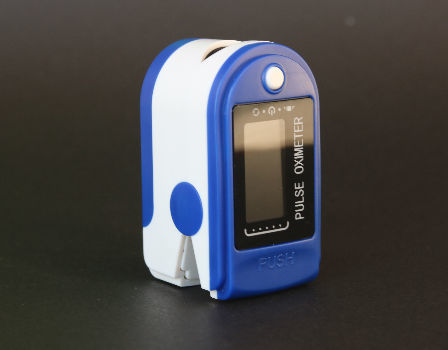 China30mA Finger Pulse Oximeter FDA ISO RoHs - easy to use ,small in ...